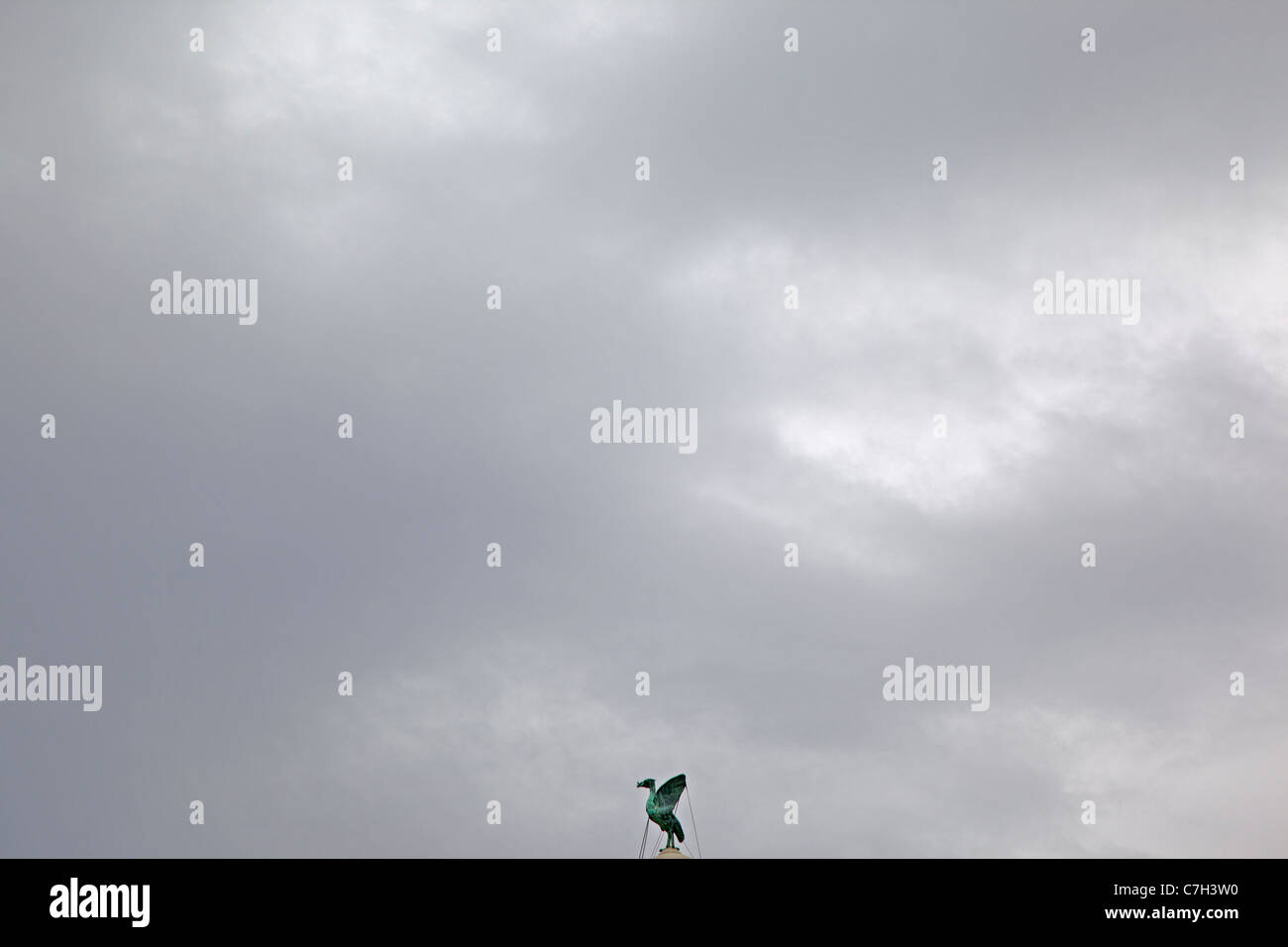 Liver Bird the symbol of the city of Liverpool, England Stock Photo - Alamy