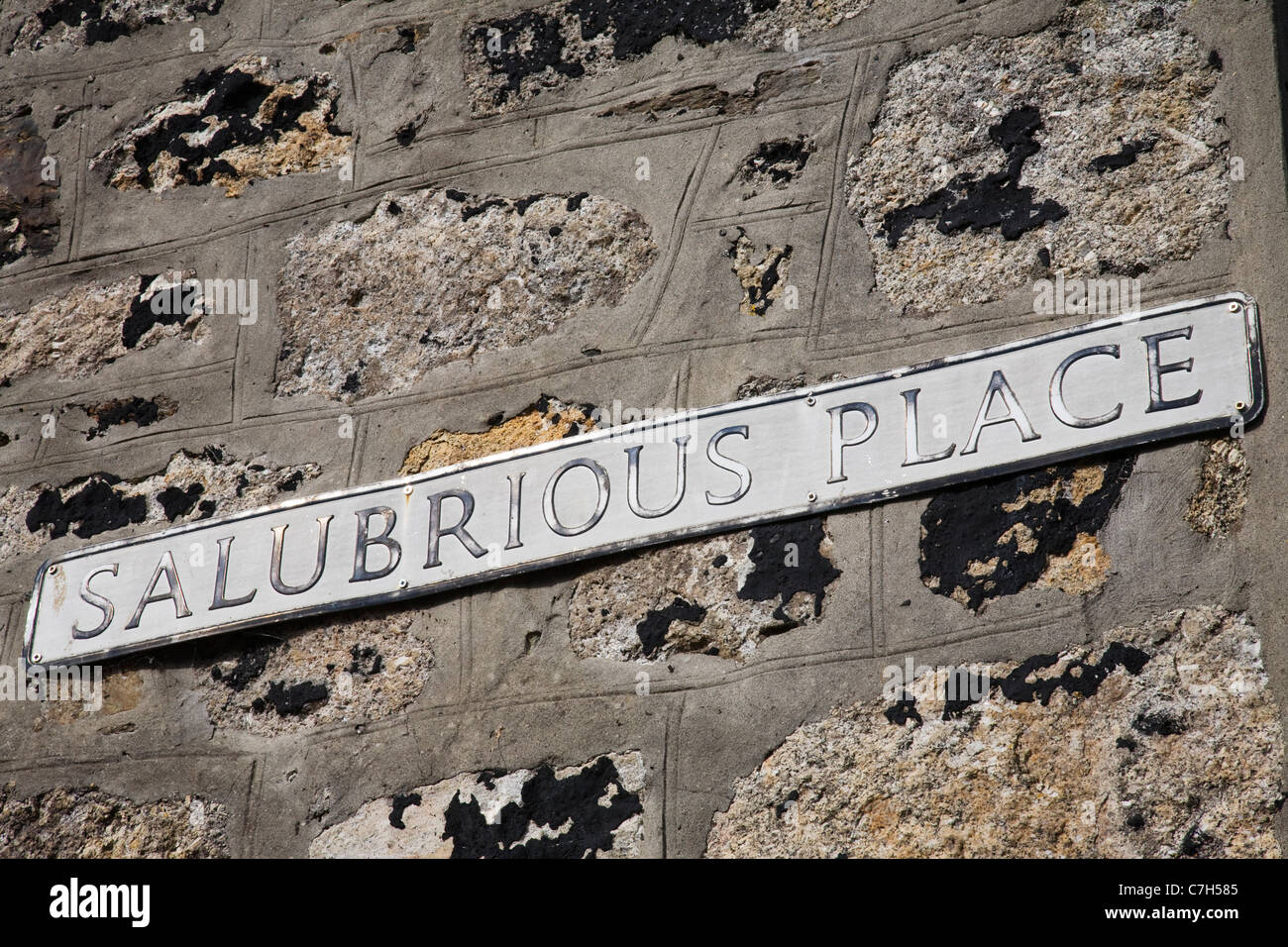 Salubrious hi-res stock photography and images - Alamy