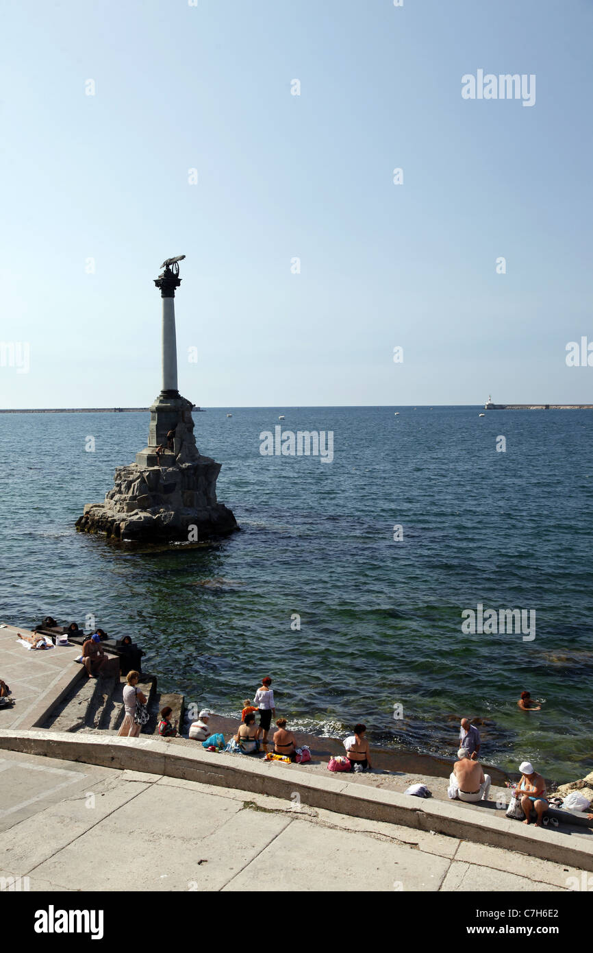 Swimming monument hi-res stock photography and images - Alamy