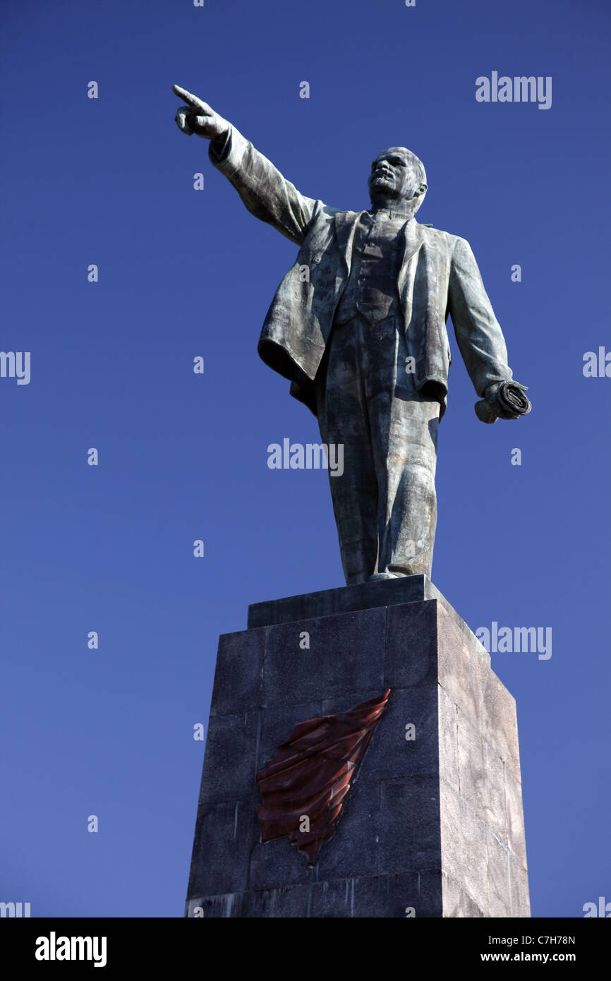 Ukraine crimea sevastopol lenin statue hi-res stock photography and ...
