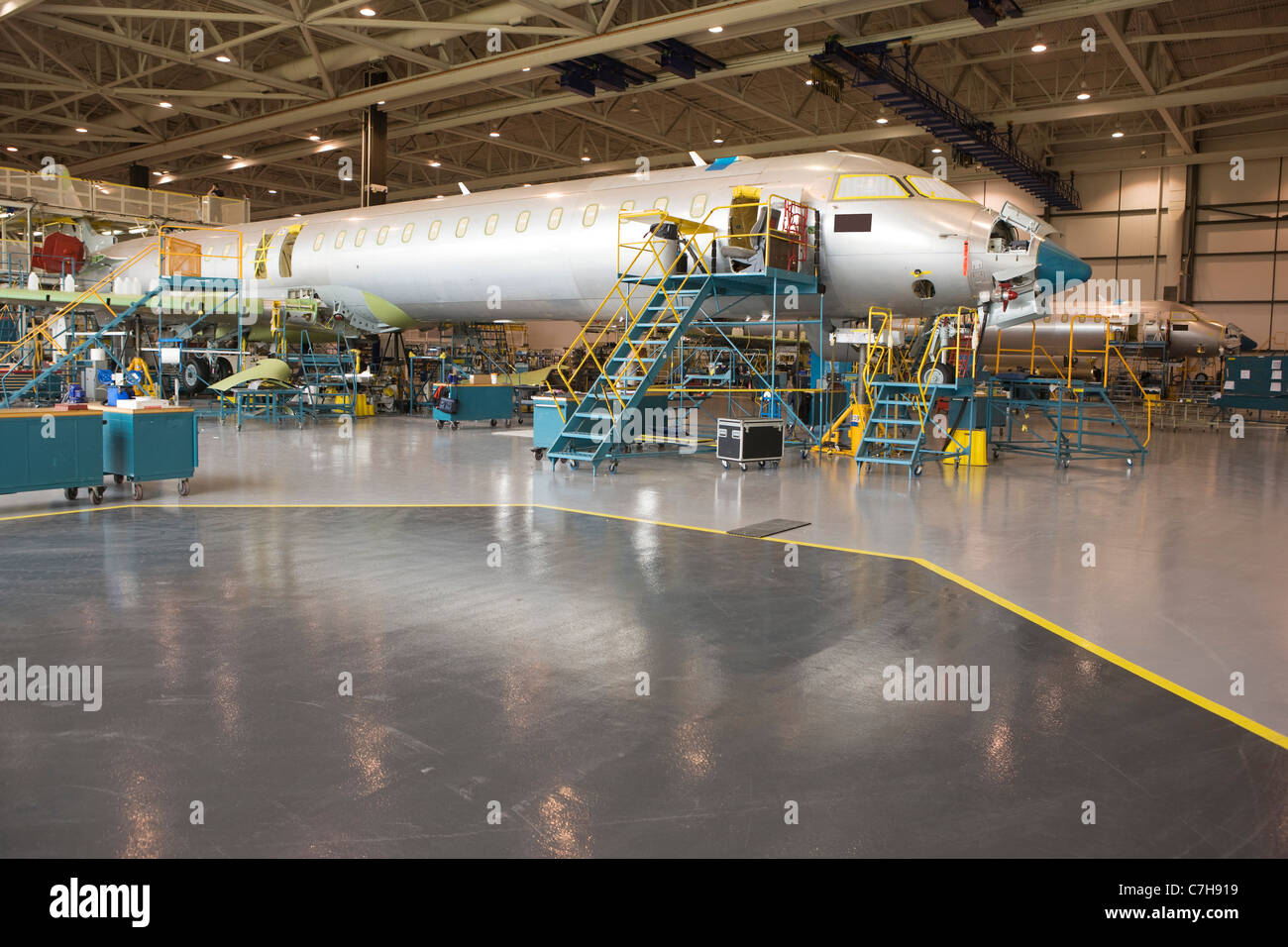 Aircraft manufacturing canada hi-res stock photography and images - Alamy