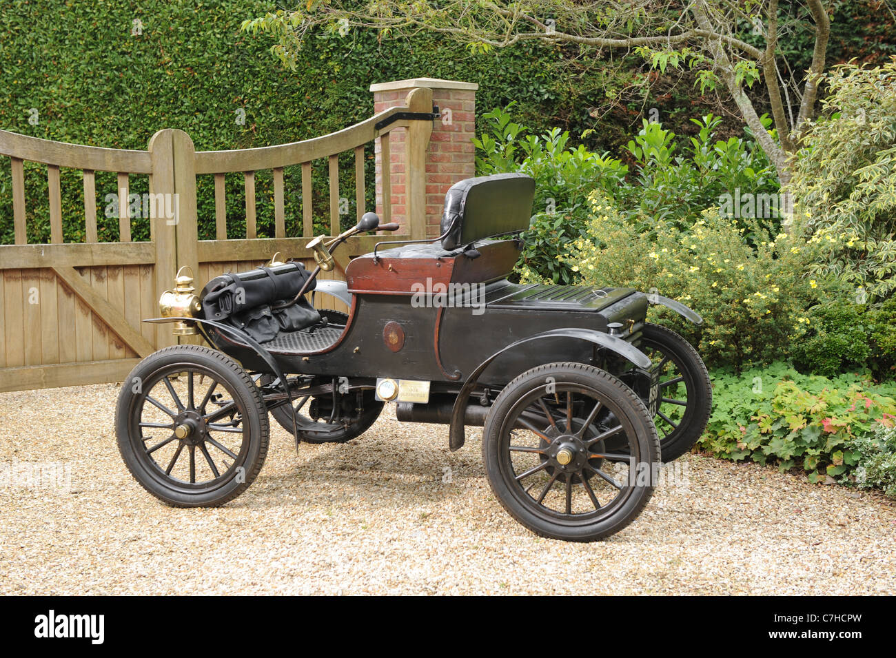 1904 Oldsmobile Model 6C 'Curved Dash' Runabout Stock Photo - Alamy