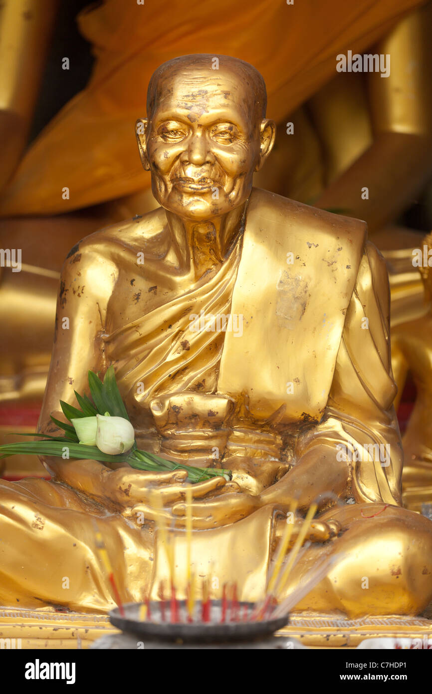 Gold monk hi-res stock photography and images - Alamy