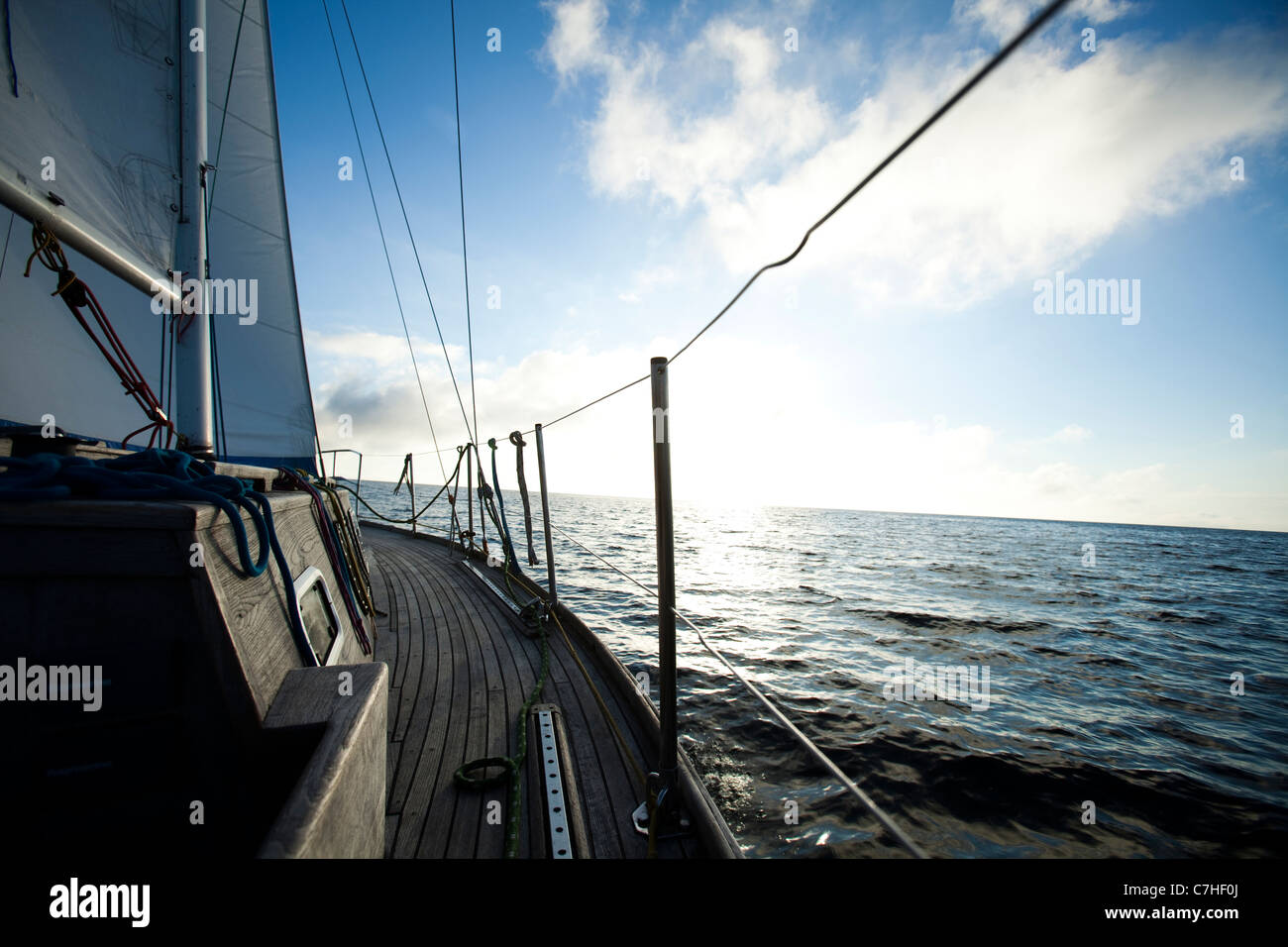 Clous up Sailing Stock Photo - Alamy