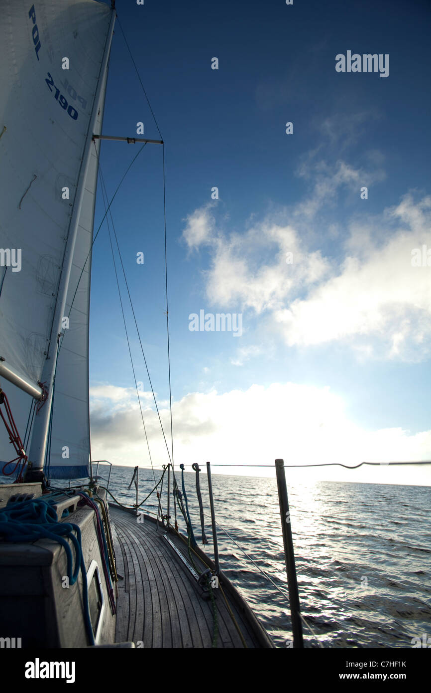 Clous up Sailing Stock Photo - Alamy