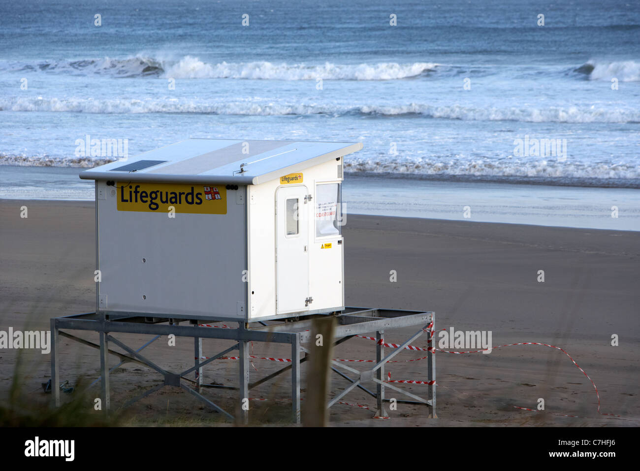 Irish lifeguard station hi-res stock photography and images - Alamy