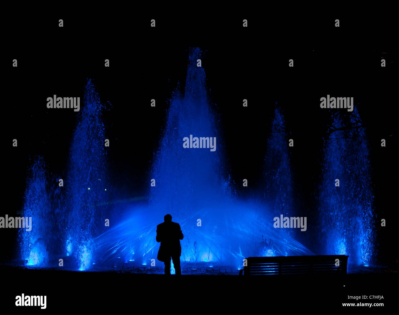 Well lit stage hi-res stock photography and images - Alamy