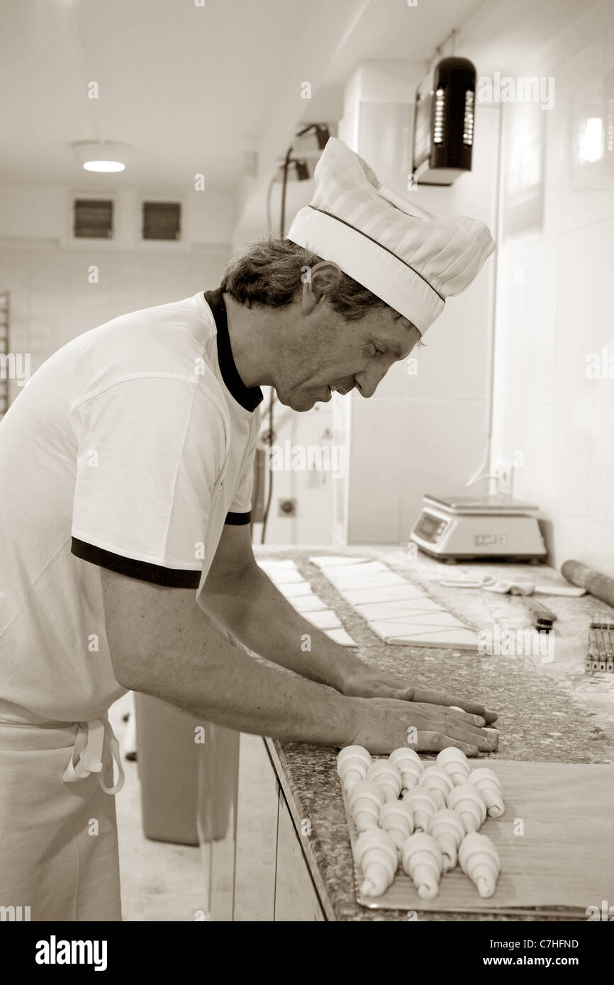 pastry chef cooking Stock Photo - Alamy