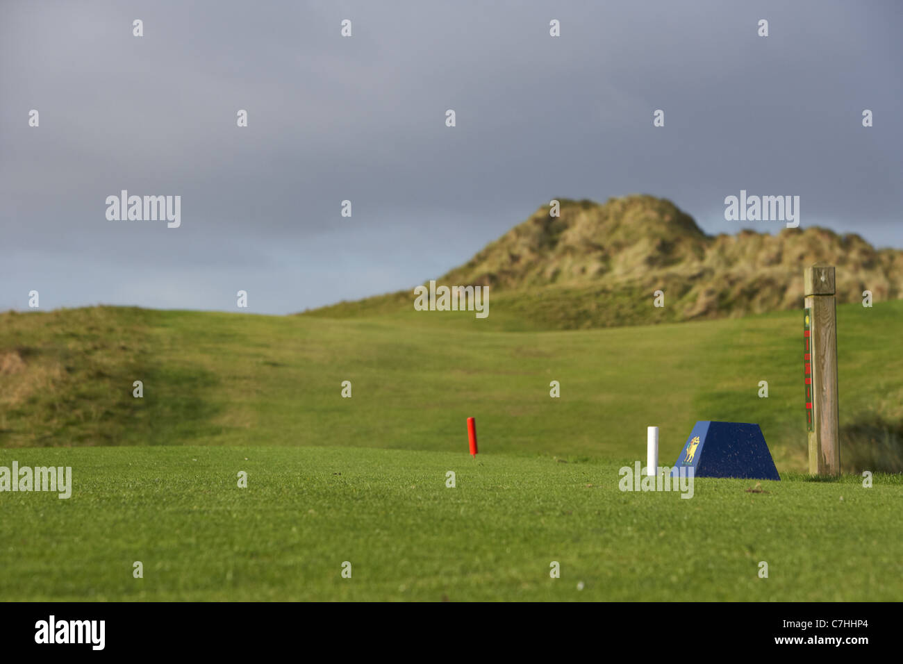 Elevated tee hi-res stock photography and images - Alamy