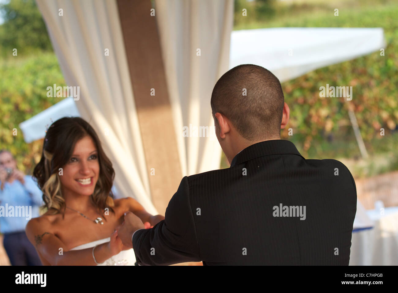 portrait of bride and groom dancing at wedding party Stock Photo - Alamy