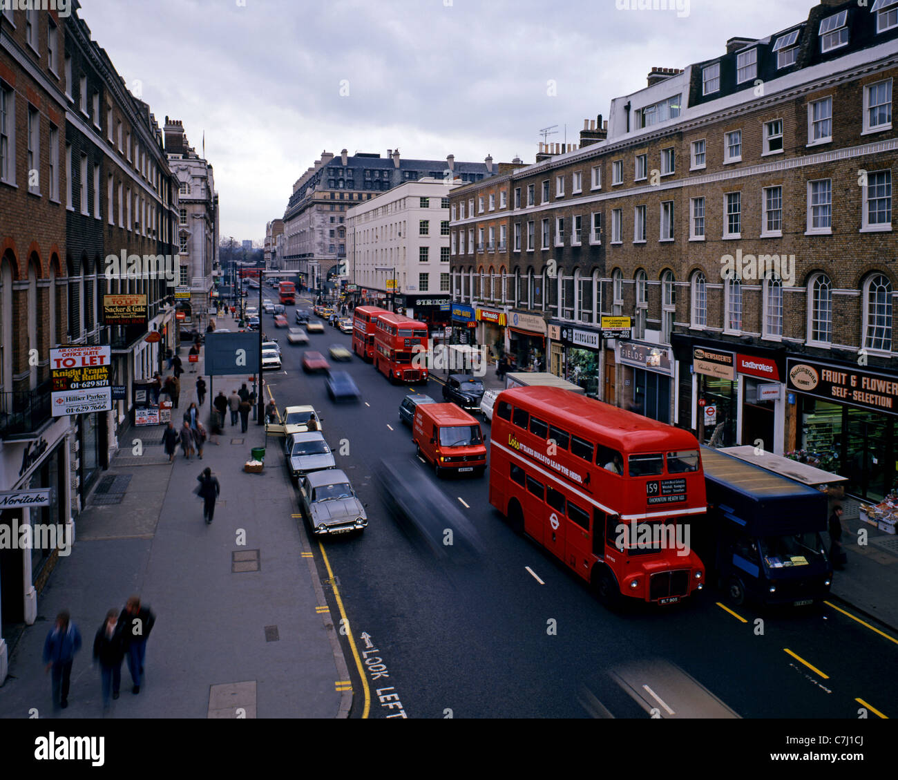 1980 london street hi-res stock photography and images - Alamy