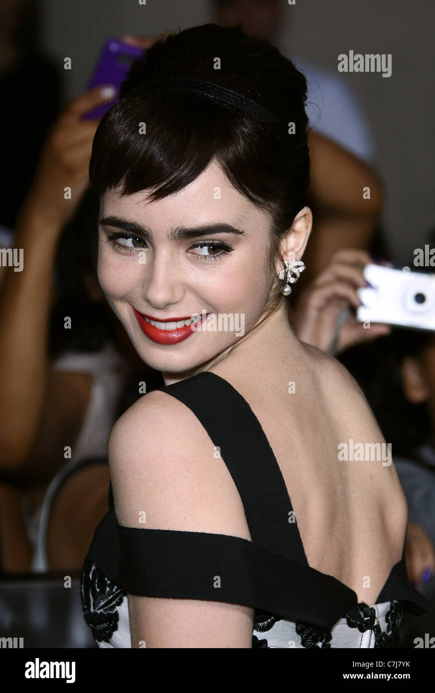 Lily collins hi-res stock photography and images - Alamy