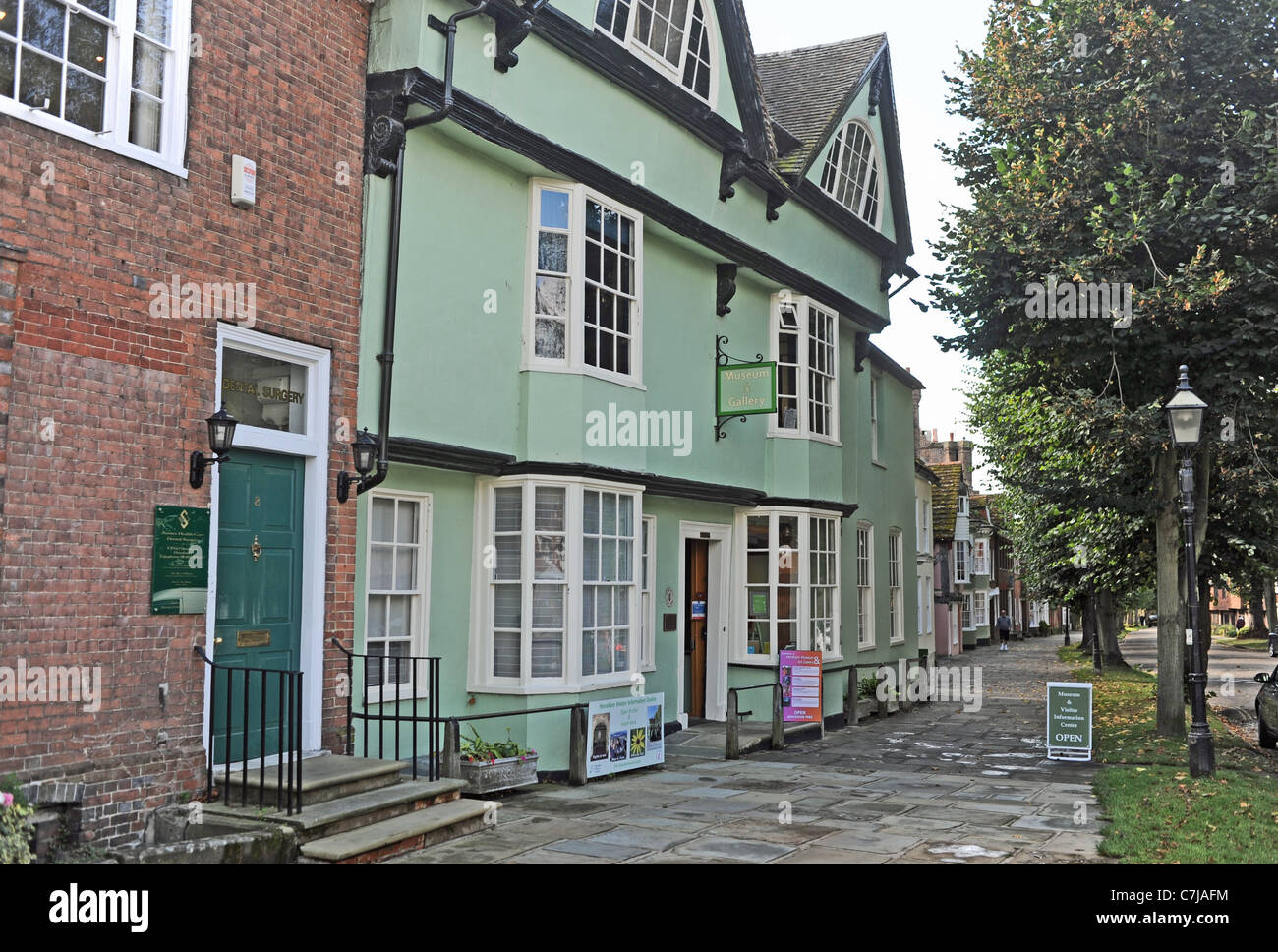 Horsham museum hi-res stock photography and images - Alamy