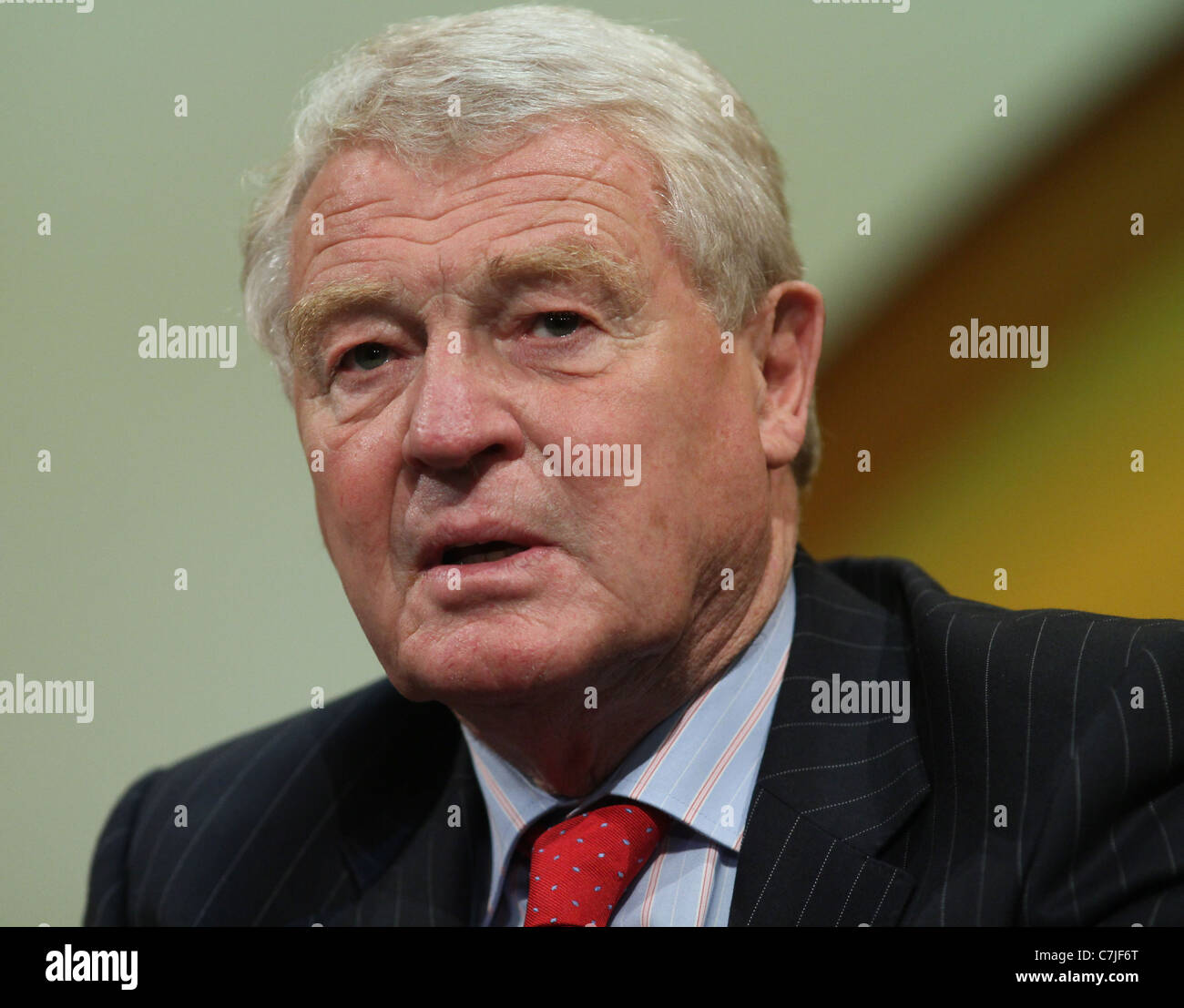 Lord ashdown hi-res stock photography and images - Alamy