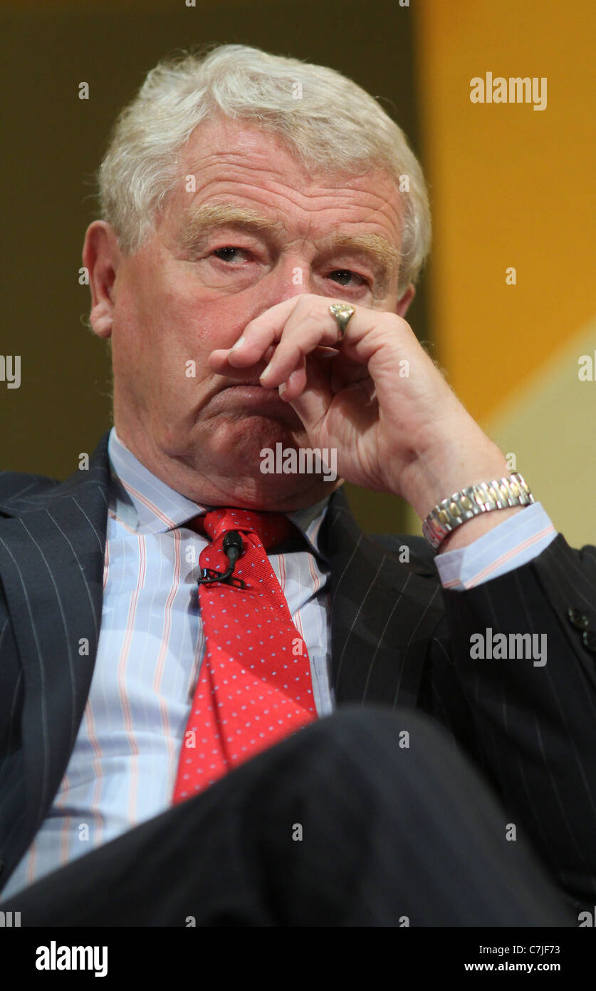 Lord ashdown hi-res stock photography and images - Alamy