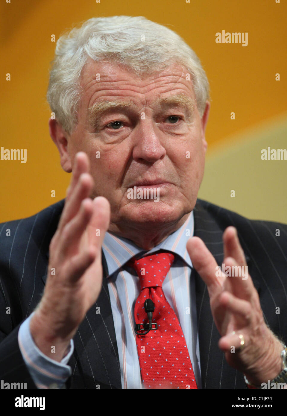 Lord ashdown hi-res stock photography and images - Alamy