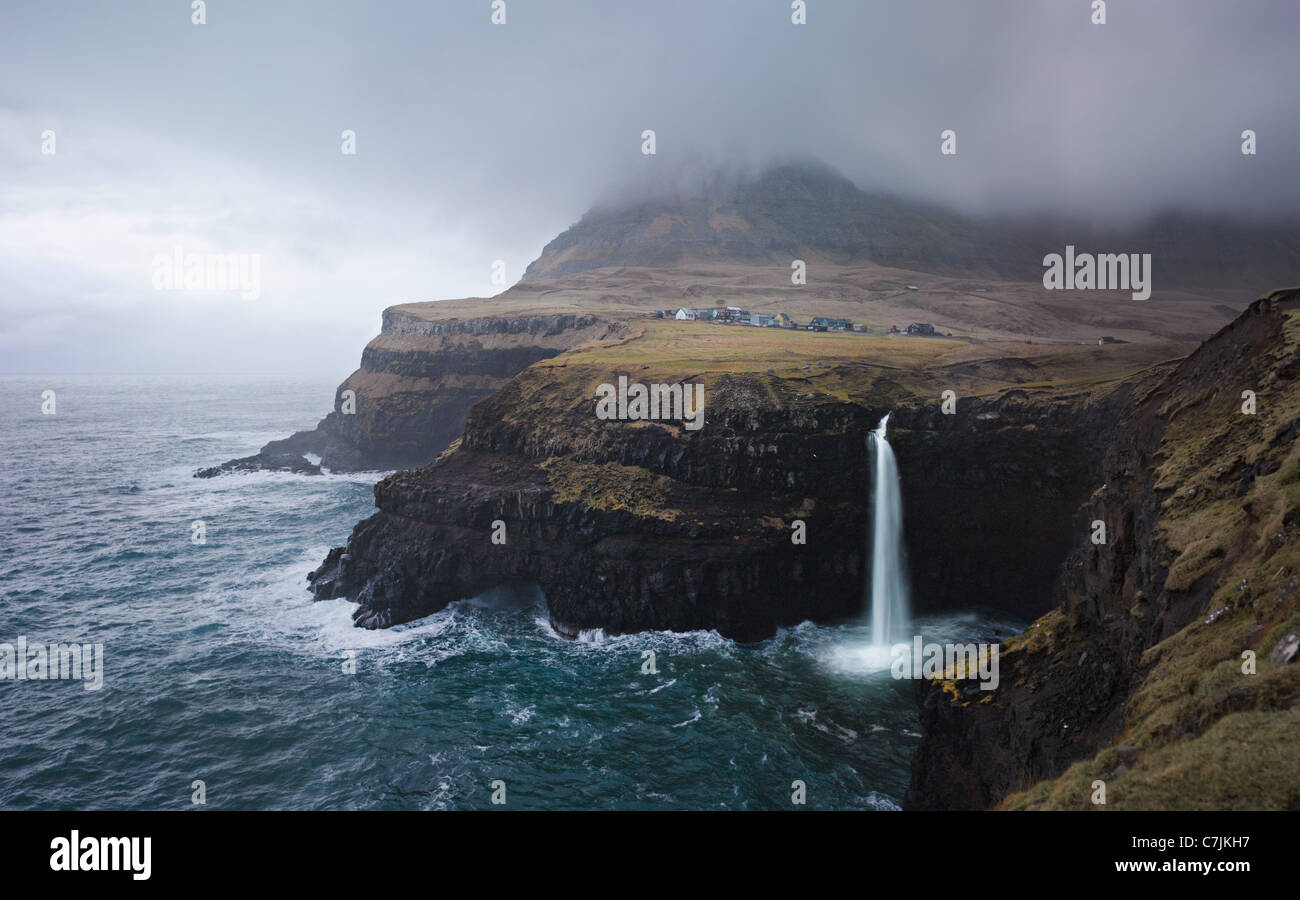 Serenity cascade majestic waterfall hi-res stock photography and images ...