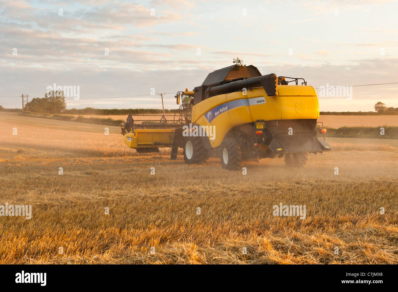 Harvesting crops hi-res stock photography and images - Alamy
