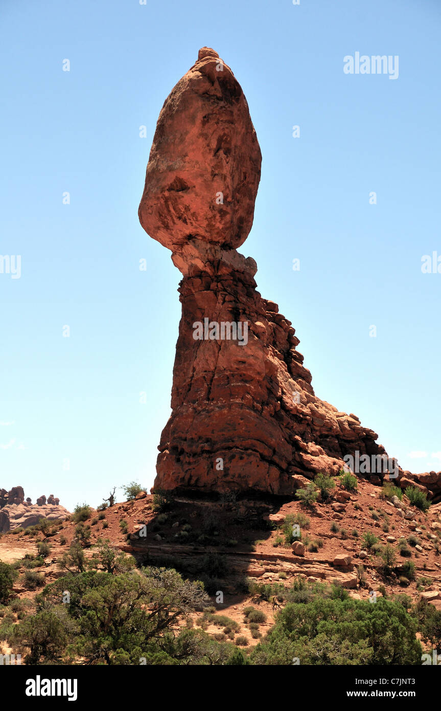 Balanced rock, a formation in Arches National Park Stock Photo - Alamy