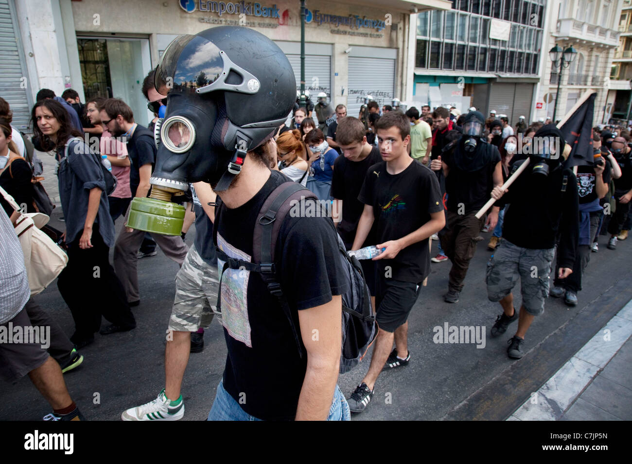 Masked demonstrators hi-res stock photography and images - Alamy