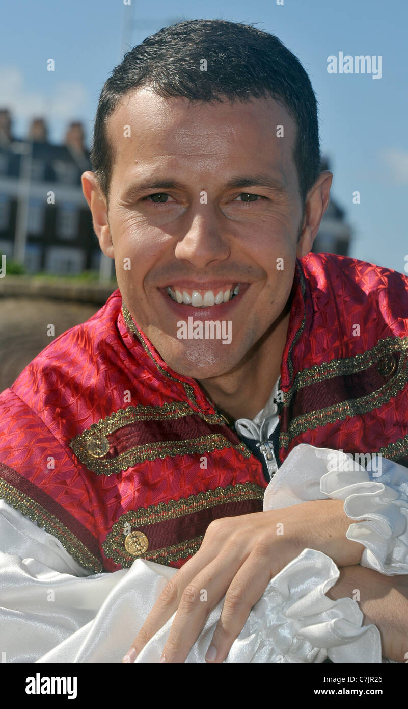 Robert Latchford's Instagram, Twitter & Facebook on IDCrawl