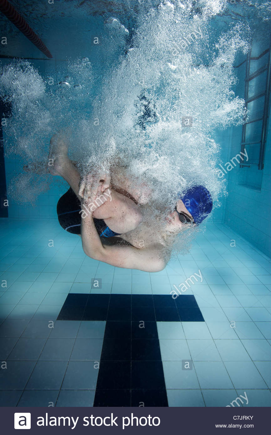 Cannonball Swimming Stock Photos & Cannonball Swimming Stock Images - Alamy
