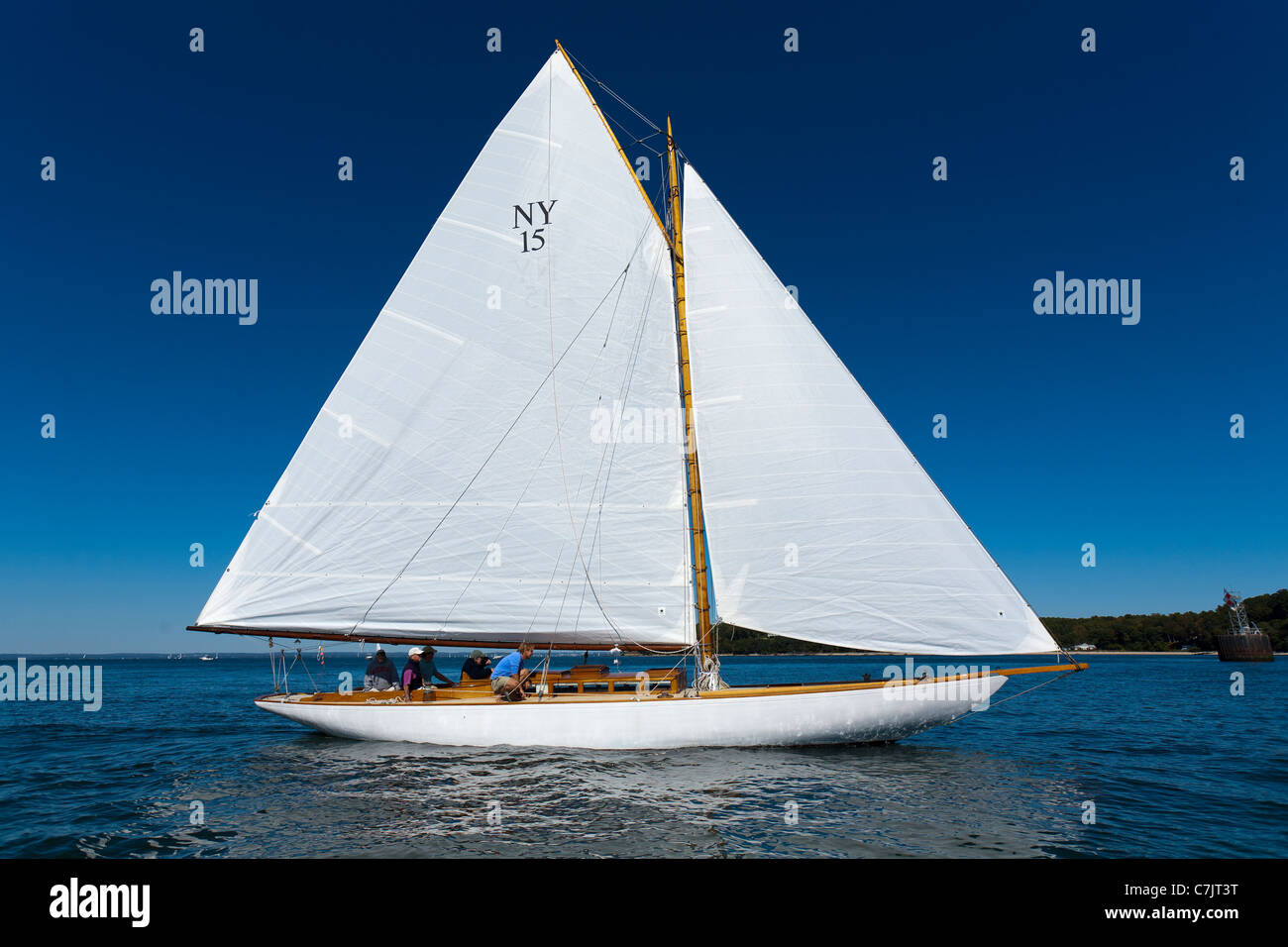 Classic yacht Banzai, a Herreshof designed New York 30 sloop sails on ...