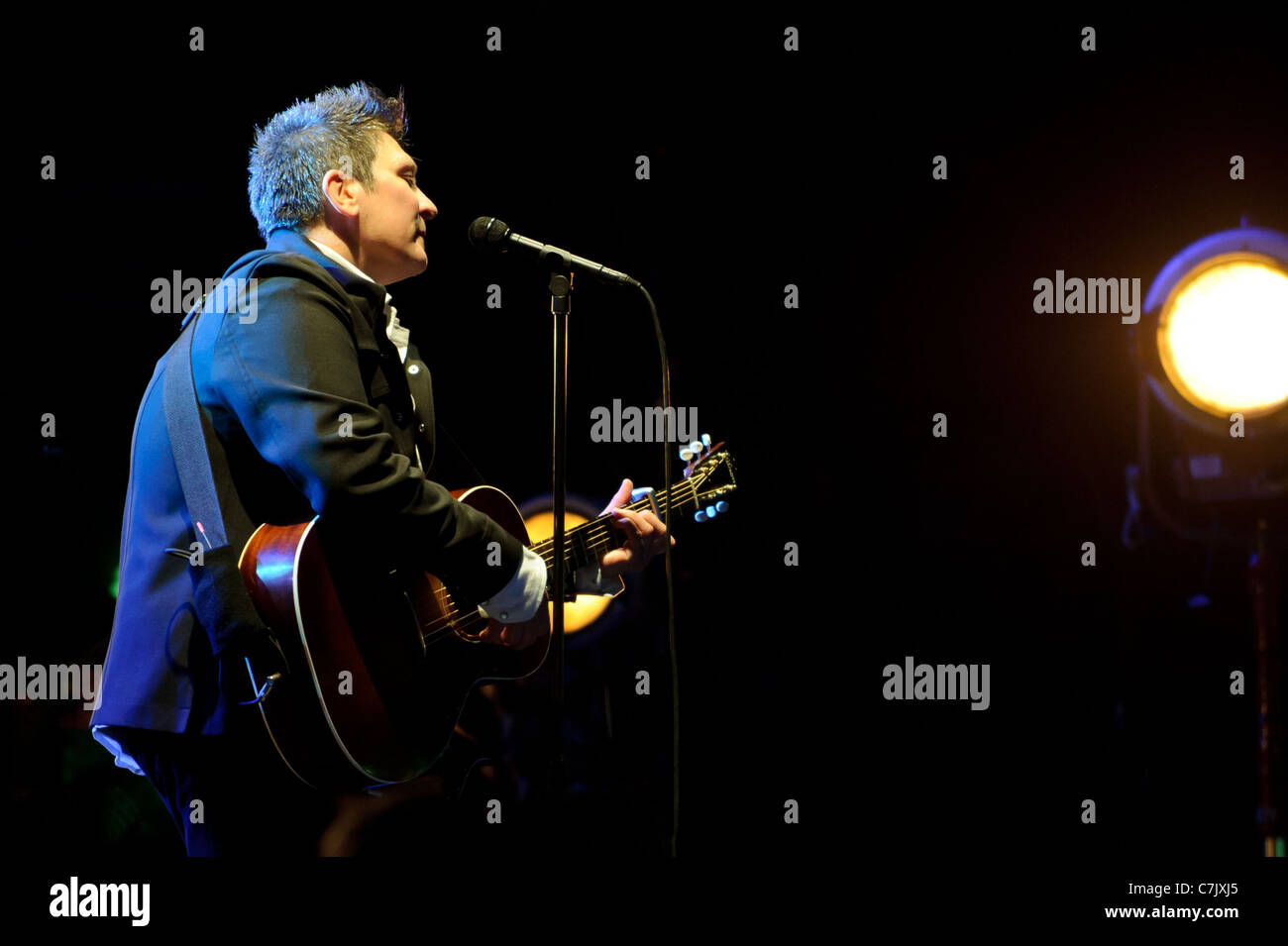 Country And Pop Singer High Resolution Stock Photography and Images - Alamy