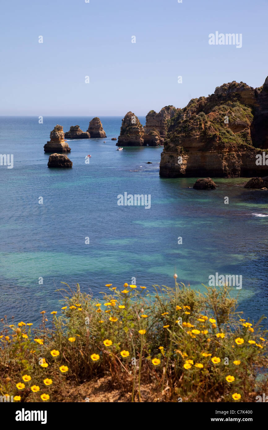 Praia Da Dona Ana Beach High Resolution Stock Photography and Images ...