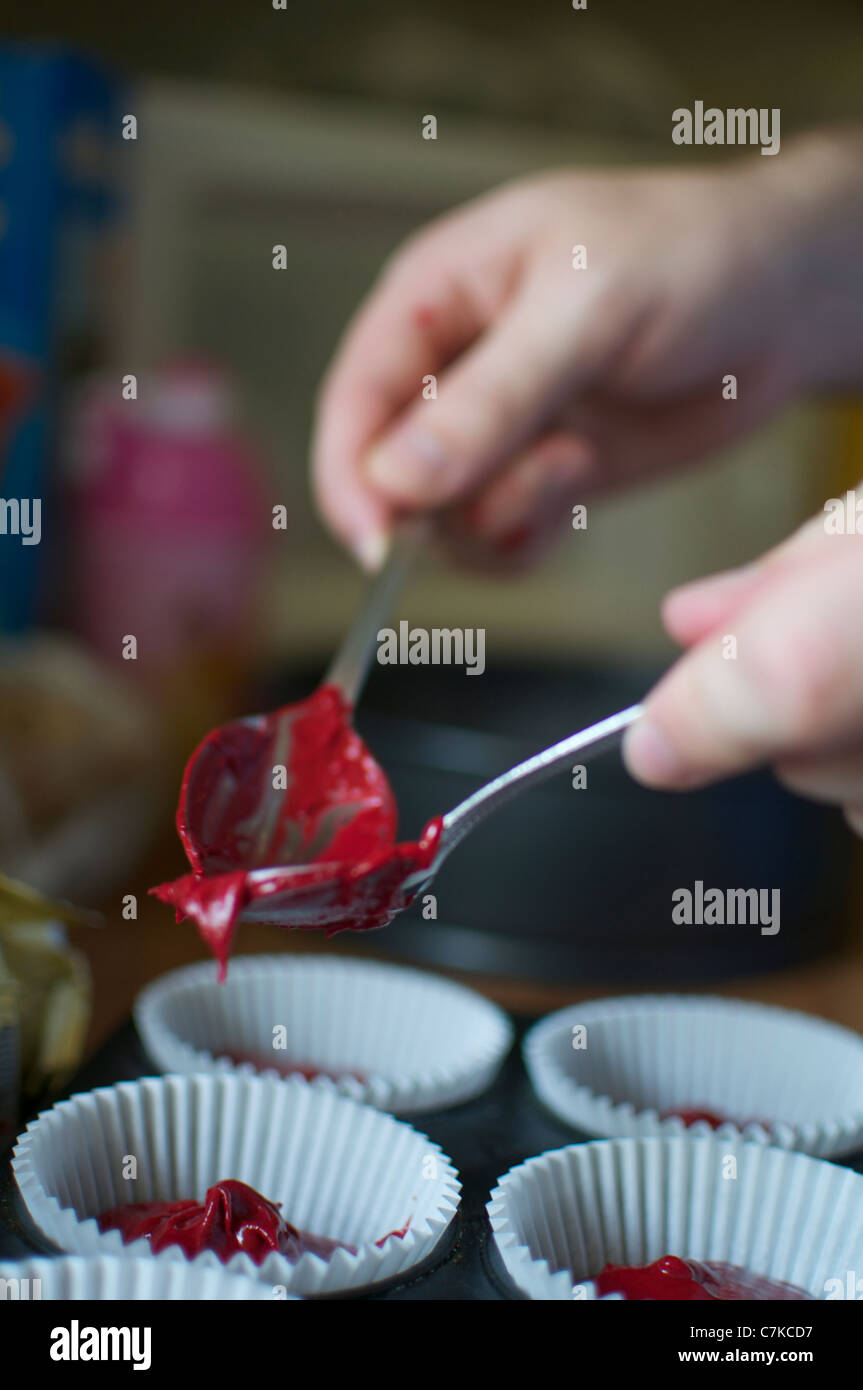 Spooned paper hi-res stock photography and images - Alamy