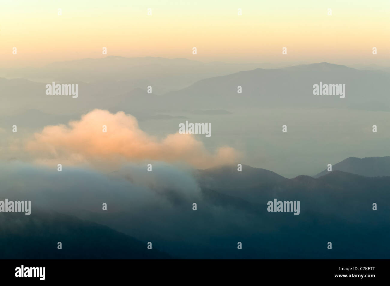 Fontana lake in great smoky mountains hi-res stock photography and ...