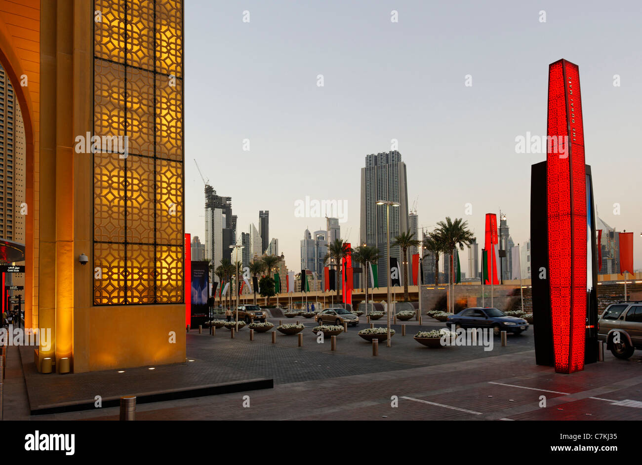 Retail trade facade facades High Resolution Stock Photography and ...