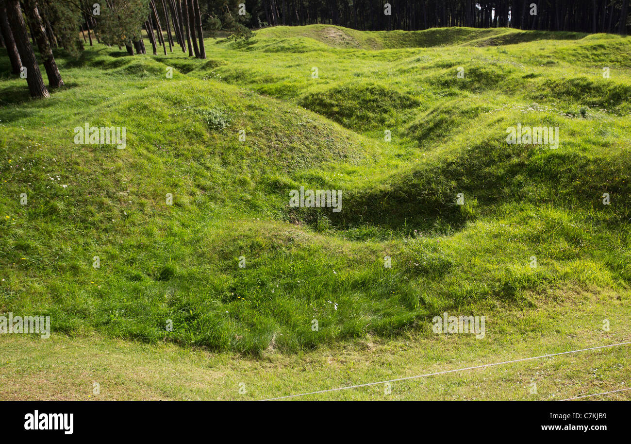 Ww1 battlefield hi-res stock photography and images - Alamy