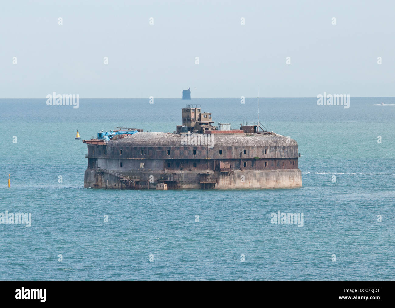 Fort In The Solent between Portsmouth and the Isle of Wight Stock Photo ...