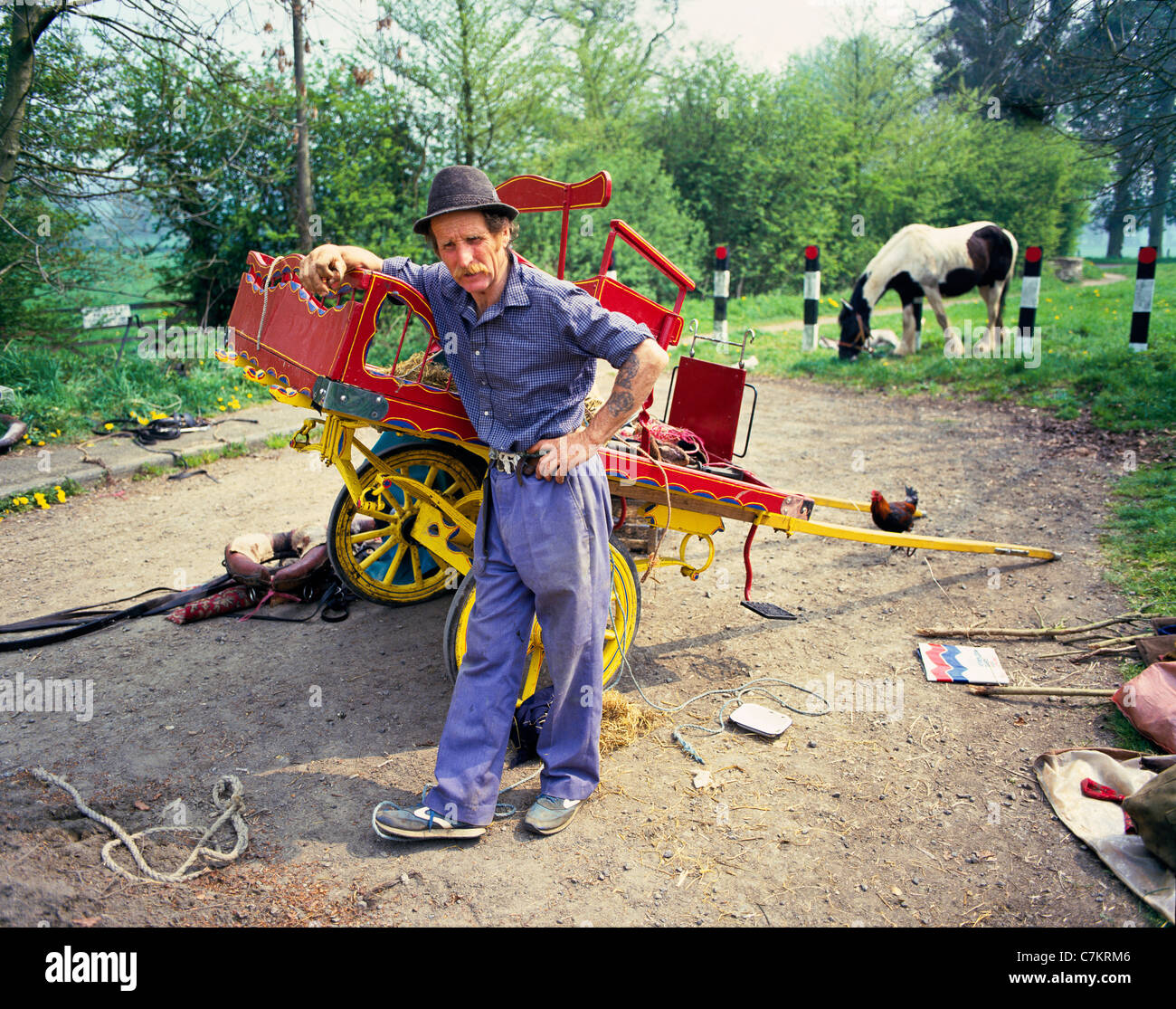 Gypsy wagons hi-res stock photography and images - Alamy