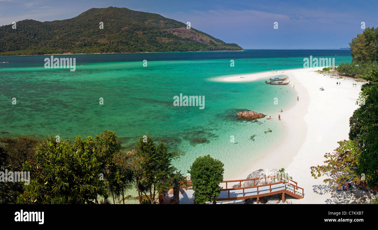 Sunrise Beach, Ko Lipe, Thailand Stock Photo - Alamy