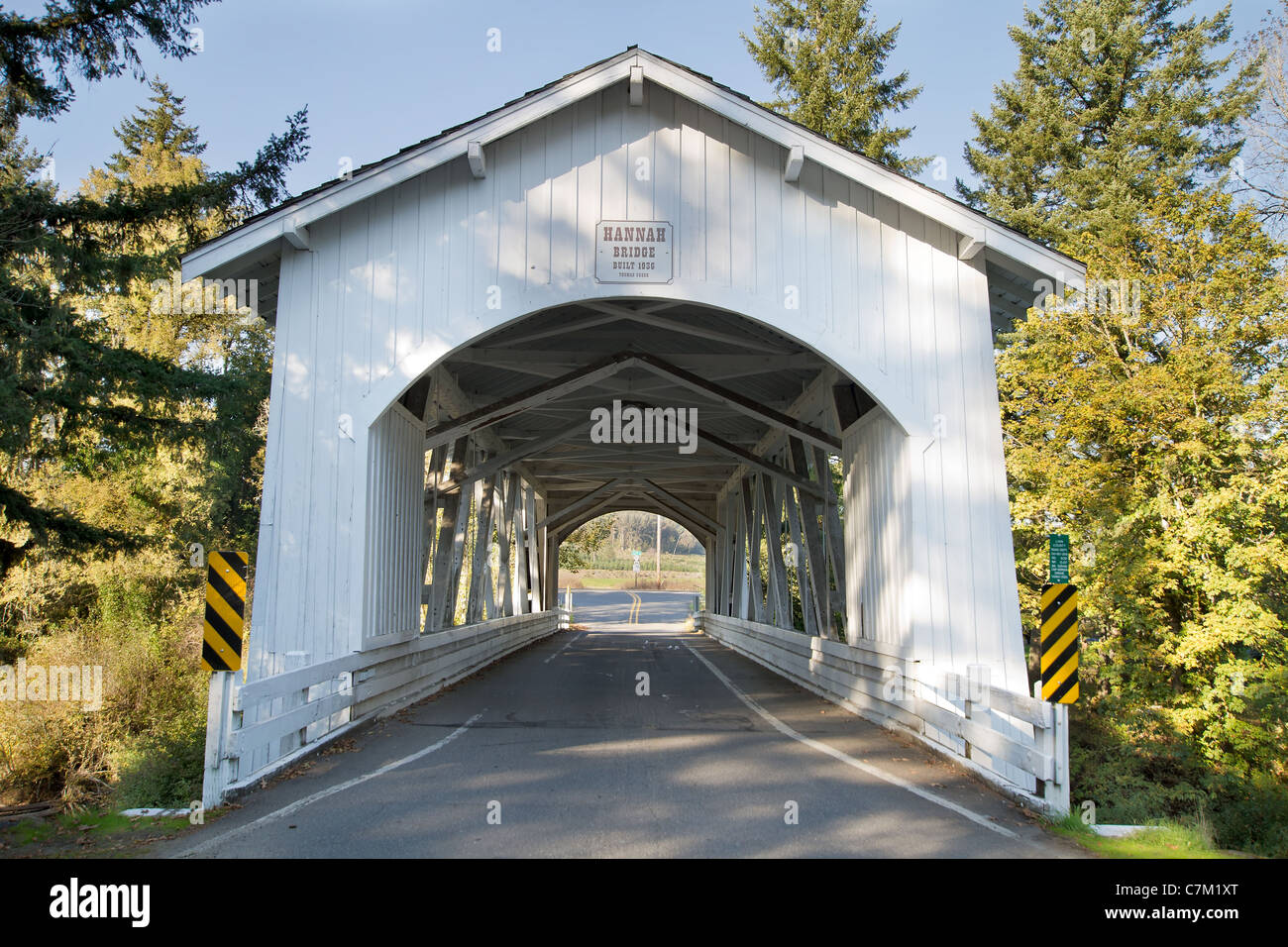 Hannah Covered Bridge in Linn County Oregon Stock Photo - Alamy