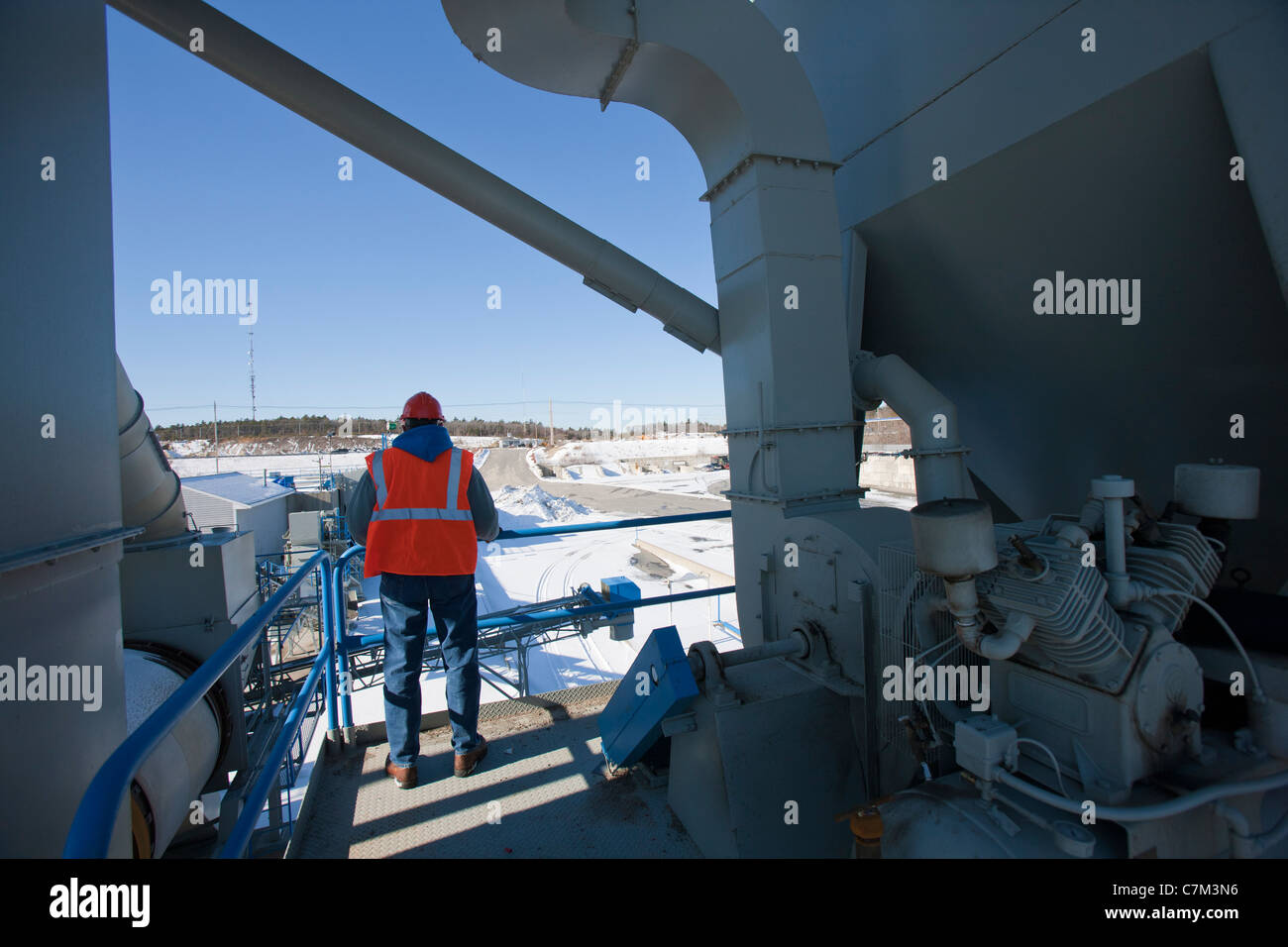 Inspection Platform High Resolution Stock Photography and Images - Alamy