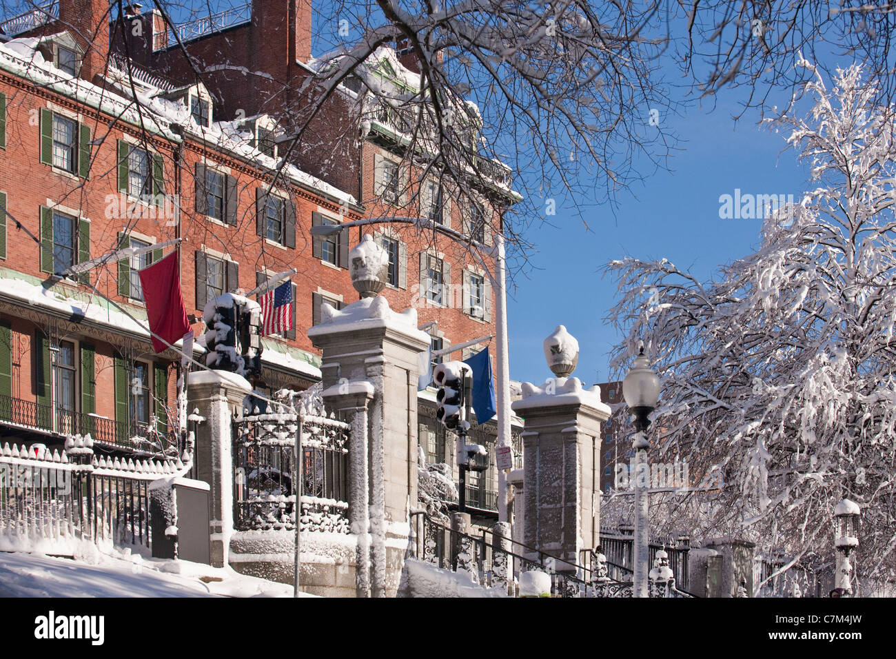 Beacon street boston hi-res stock photography and images - Alamy