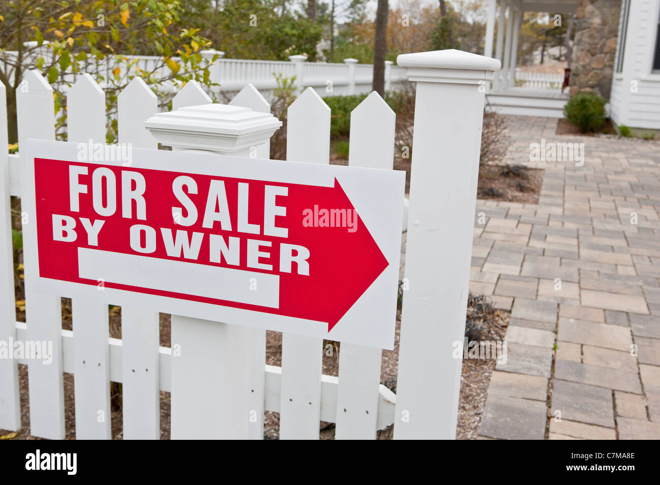 Home sale board hi-res stock photography and images - Alamy