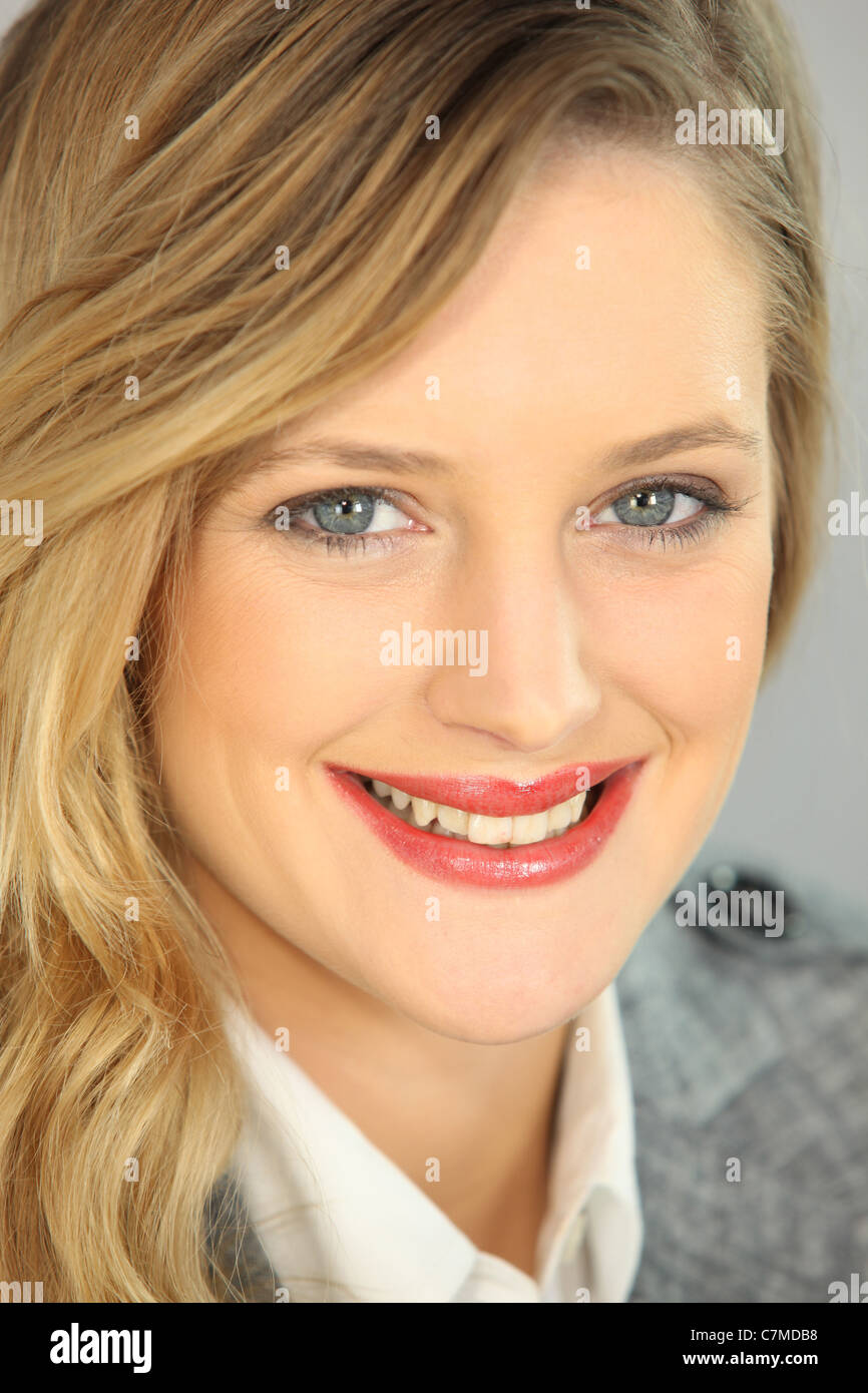 portrait of a beautiful young woman Stock Photo - Alamy