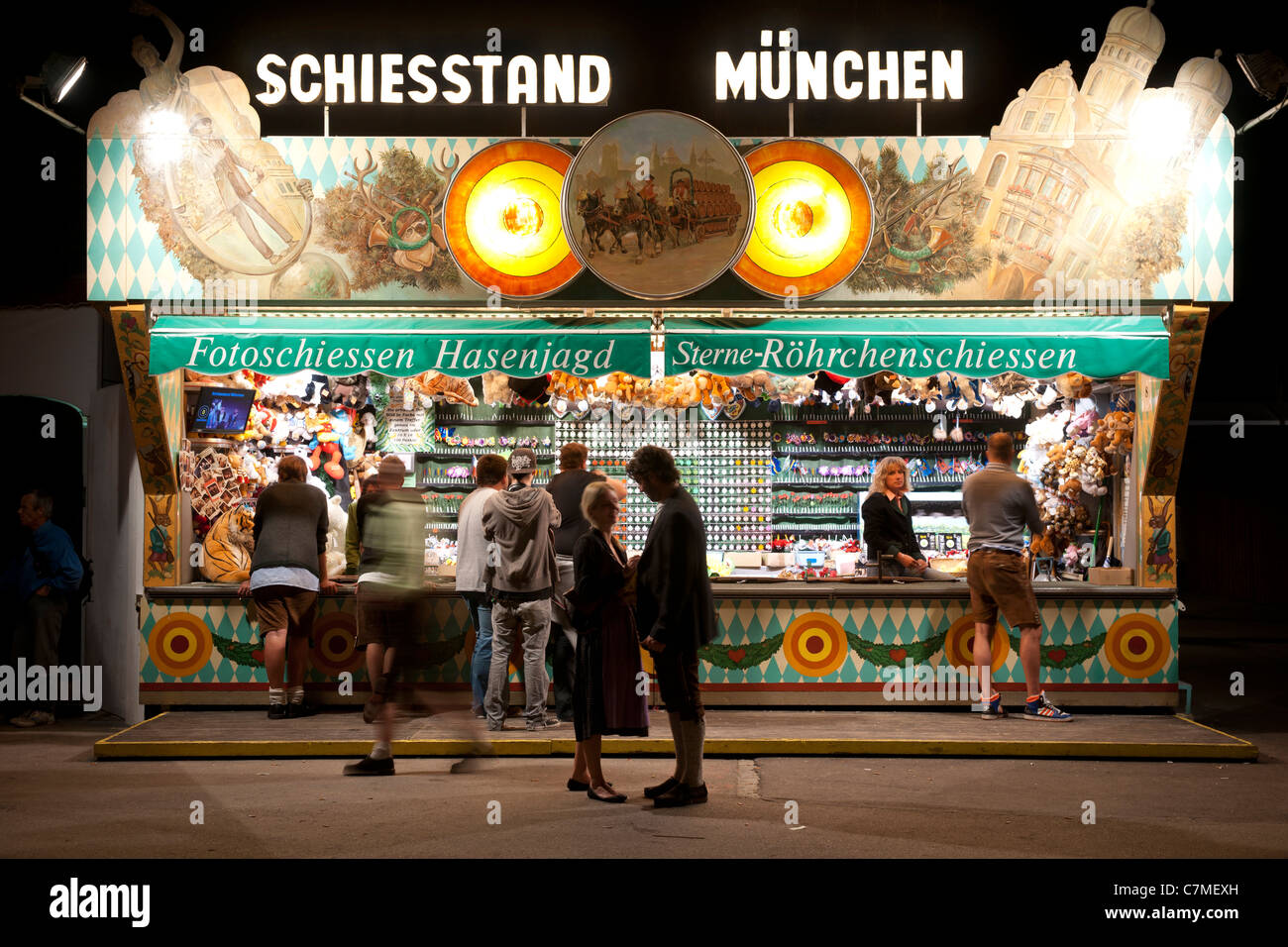 Shooting gallery at the Octoberfest 2011, Munich Stock Photo - Alamy