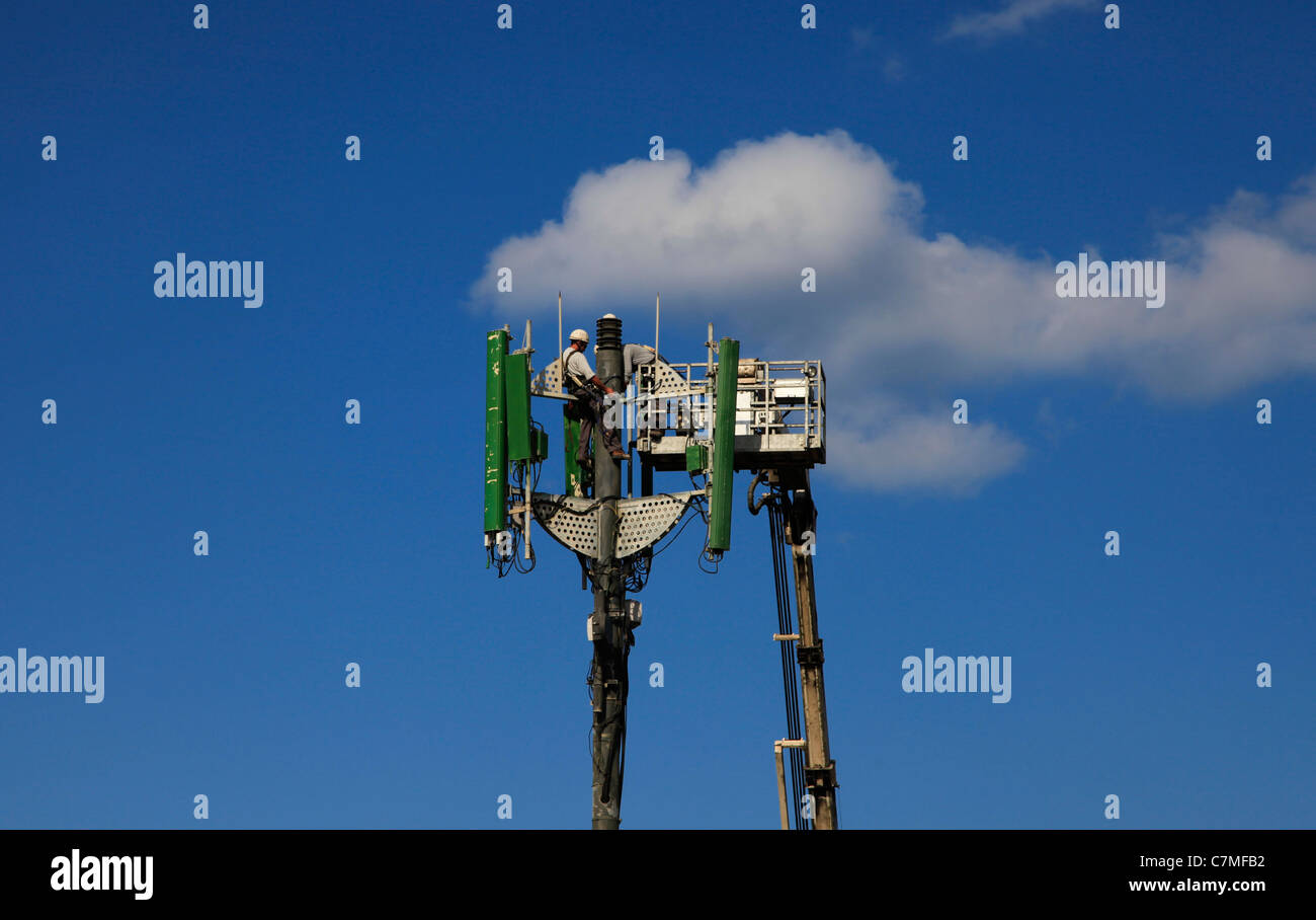 Mobile tower system hi-res stock photography and images - Alamy