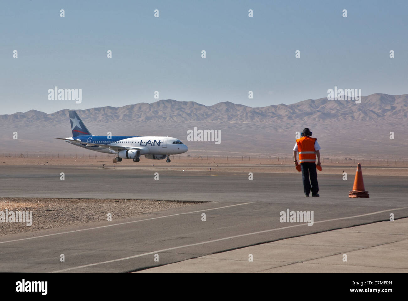 Lan aircraft on runway hi-res stock photography and images - Alamy