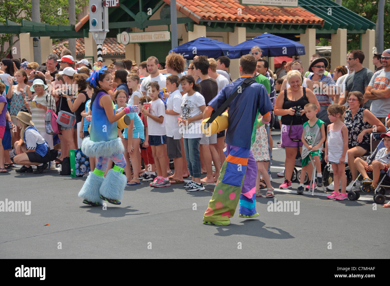 countdown to fun parade disney pixar hollywood studios orlando florida ...