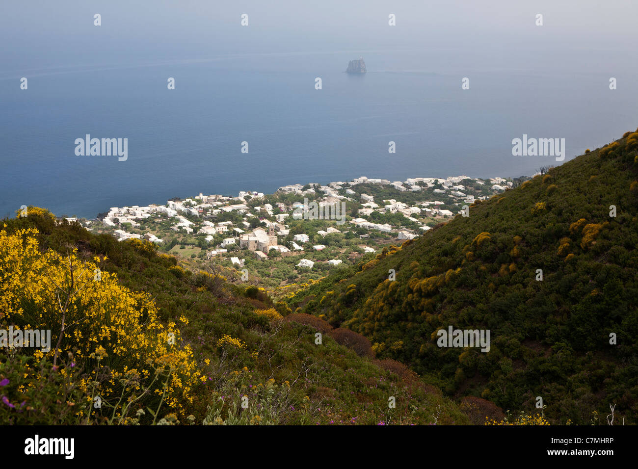 Stromboli, the village seen from the volcano Stock Photo - Alamy