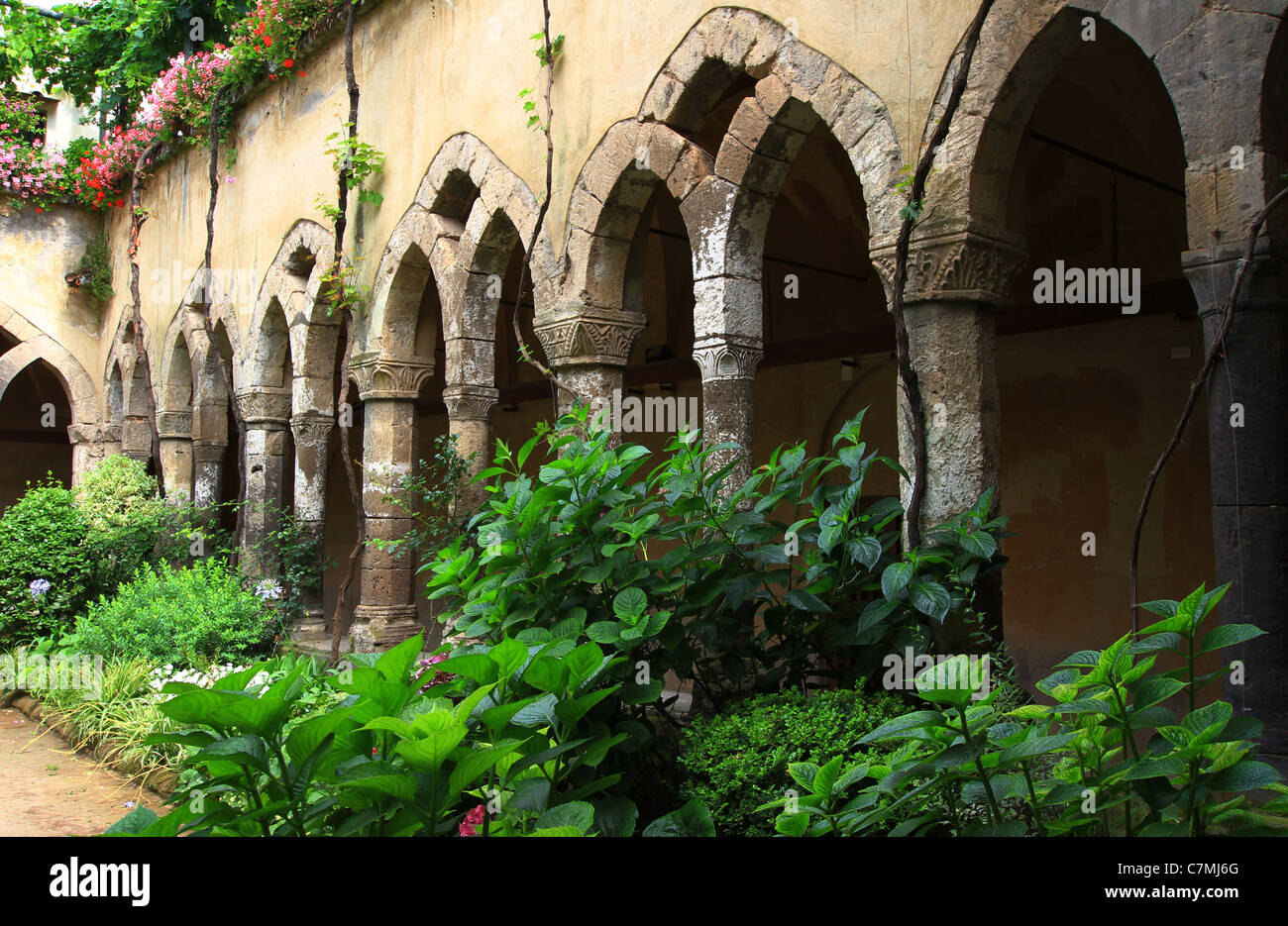 The Roman town house, or domus, was a single family house,the most ...