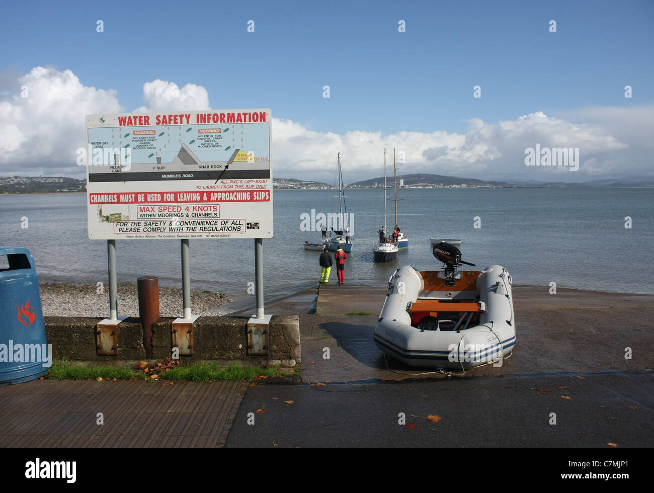 Notice signs hi-res stock photography and images - Alamy