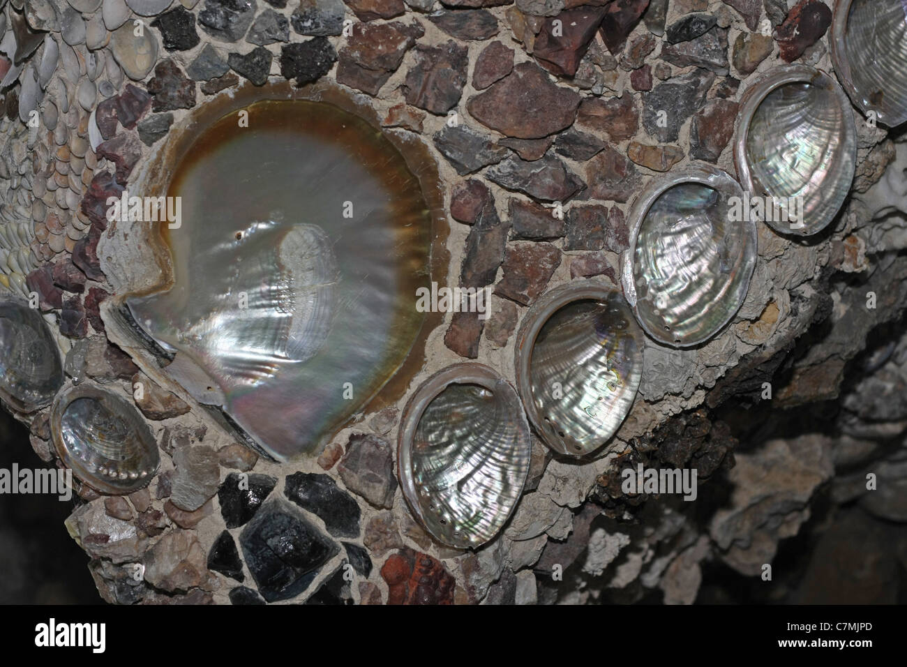 Shell grotto hi-res stock photography and images - Alamy