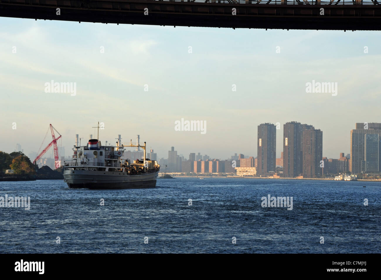 Cargo freighter ship sailing moving hi-res stock photography and images ...